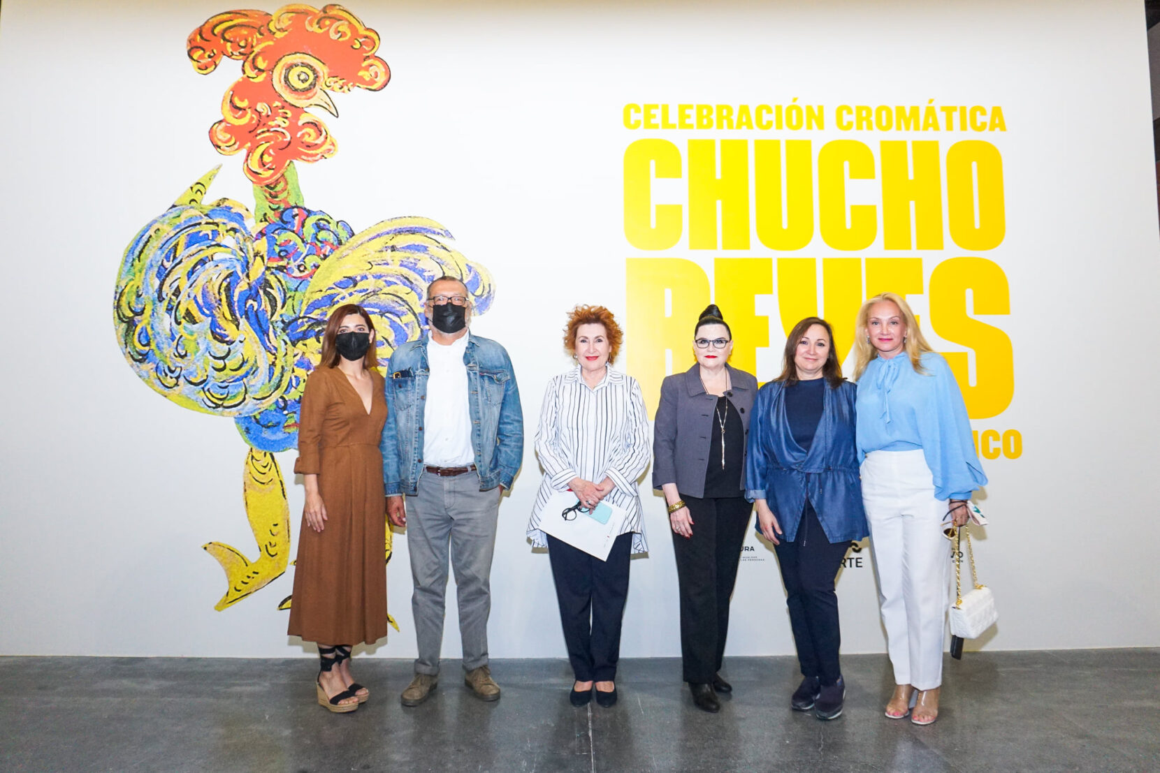 Engalanan con la magnífica y colorida obra de Jesús Chucho Reyes ...